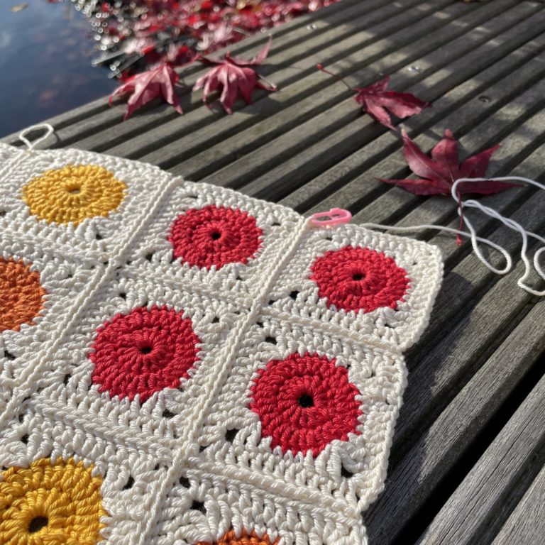 Einfache Strickmuster für Anfänger-Schals – Verdrehte Masche